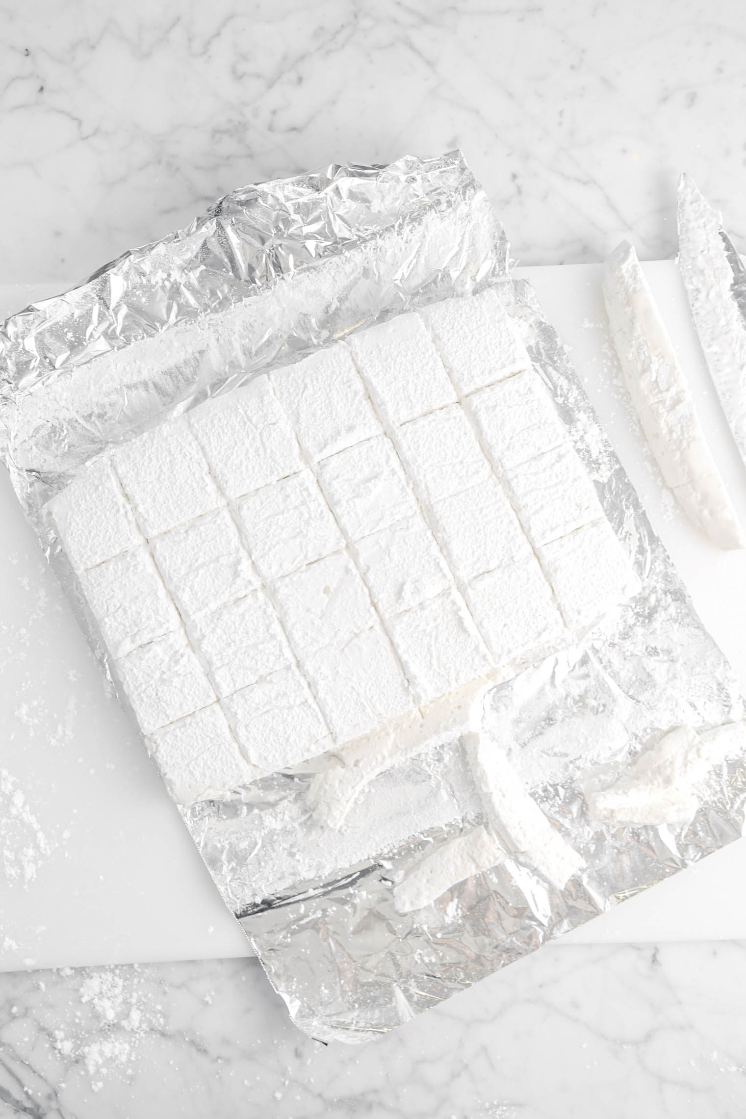 Homemade Fluffy Vanilla Marshmallows | Step-by-Step Guide! - Bakers Table