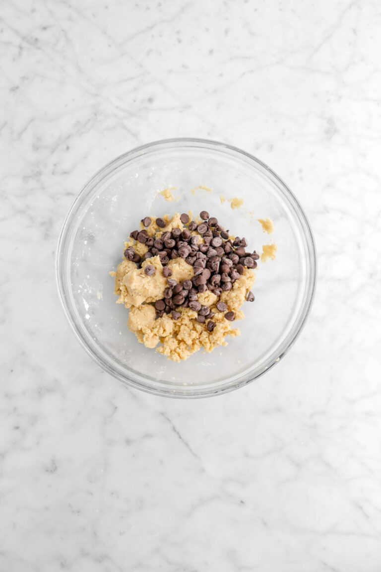 No Churn Chocolate Chip Cookie Dough Ice Cream - Bakers Table