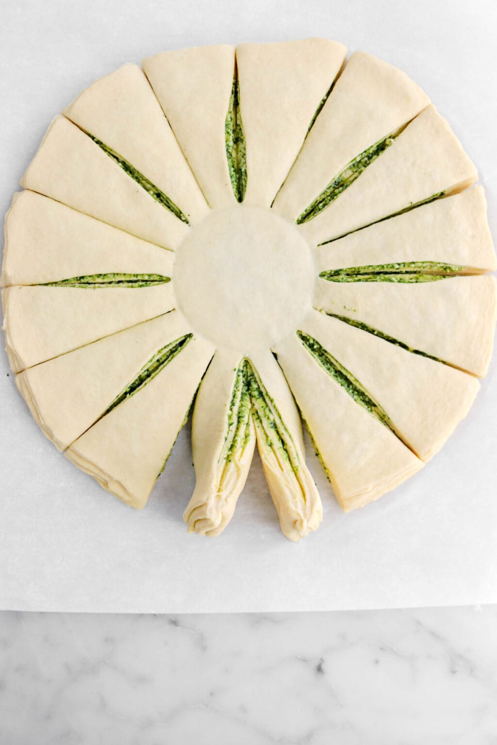 Basil Pesto Star Bread - Bakers Table