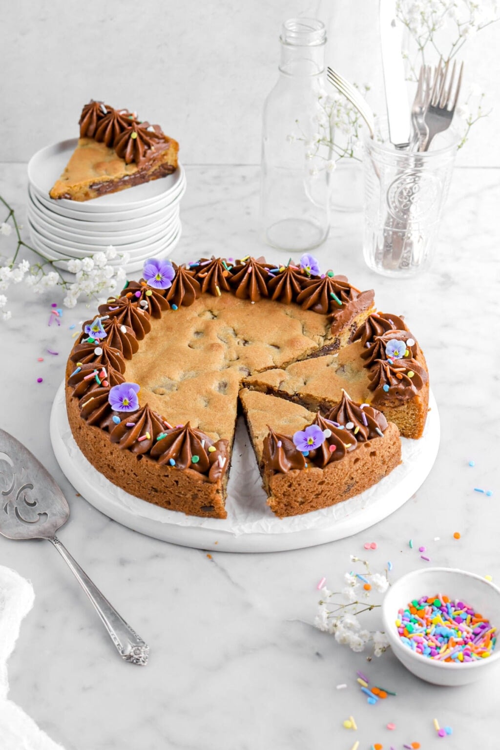 Chocolate Chip Cookie Cake with Chocolate Buttercream Frosting - Bakers ...