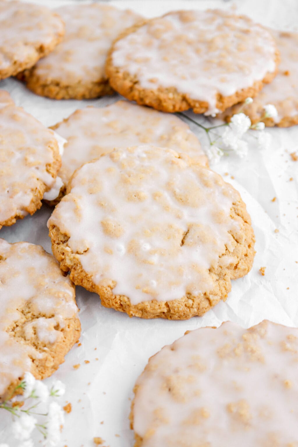 Better Than Store-Bought Old Fashioned Iced Oatmeal Cookies - Bakers Table