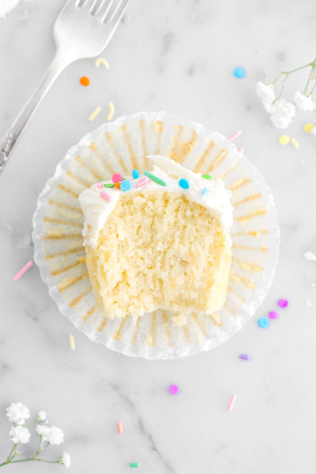 Single Serve Vanilla Cupcake with Buttercream Frosting - Bakers Table