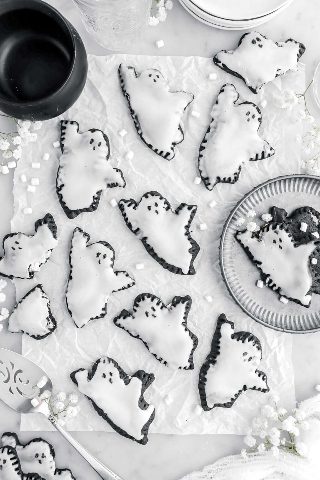 Haunted Marshmallow Ghost Pop-Tarts - Bakers Table
